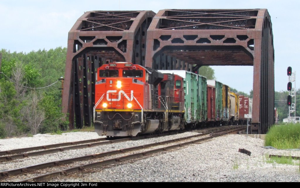 CN 8821